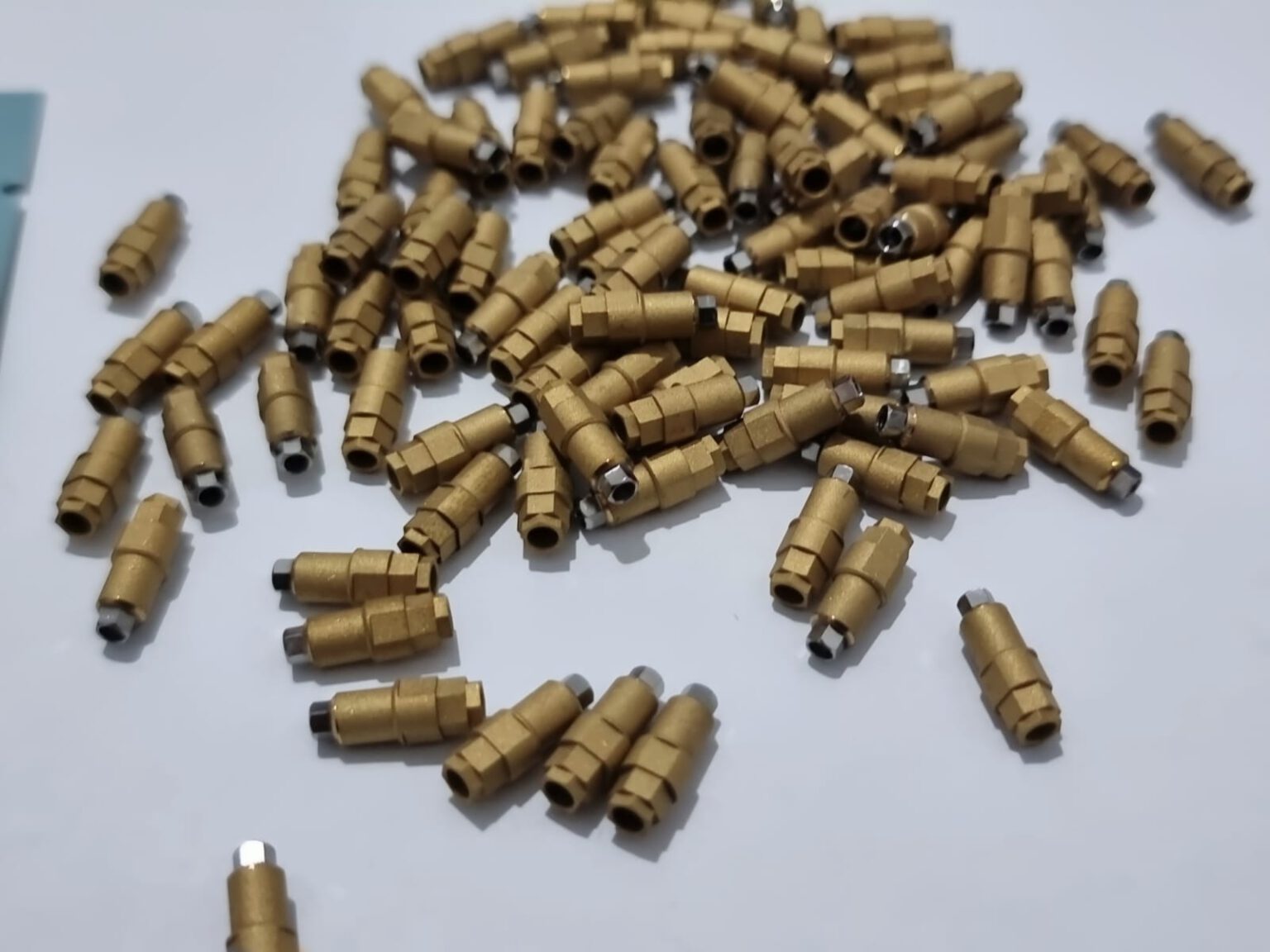 radix | Implants & Biomaterials - Prothetik